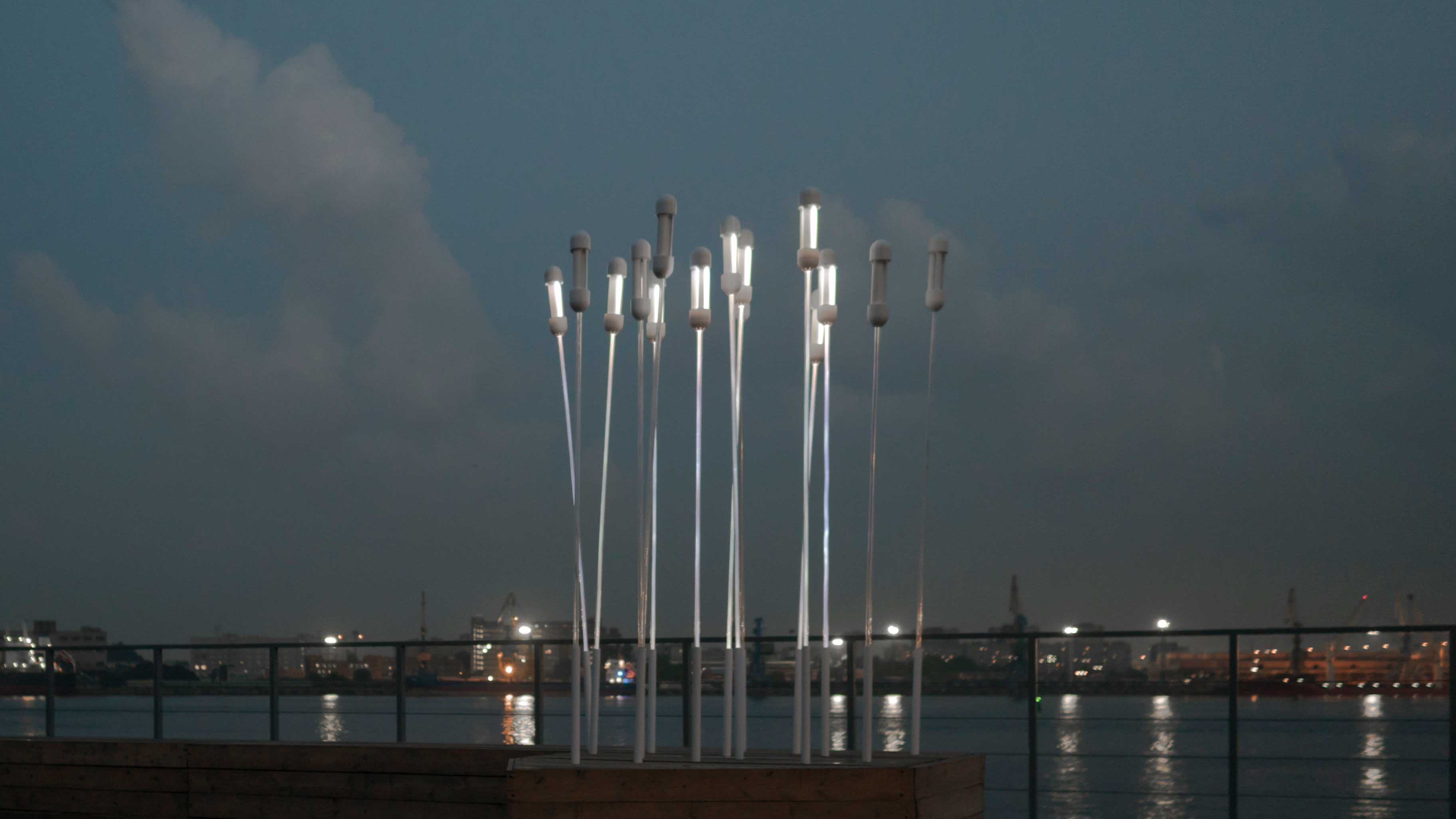 Russia-based studio VOLNA designs 'Reeds', A Kinetic Light Installation ...